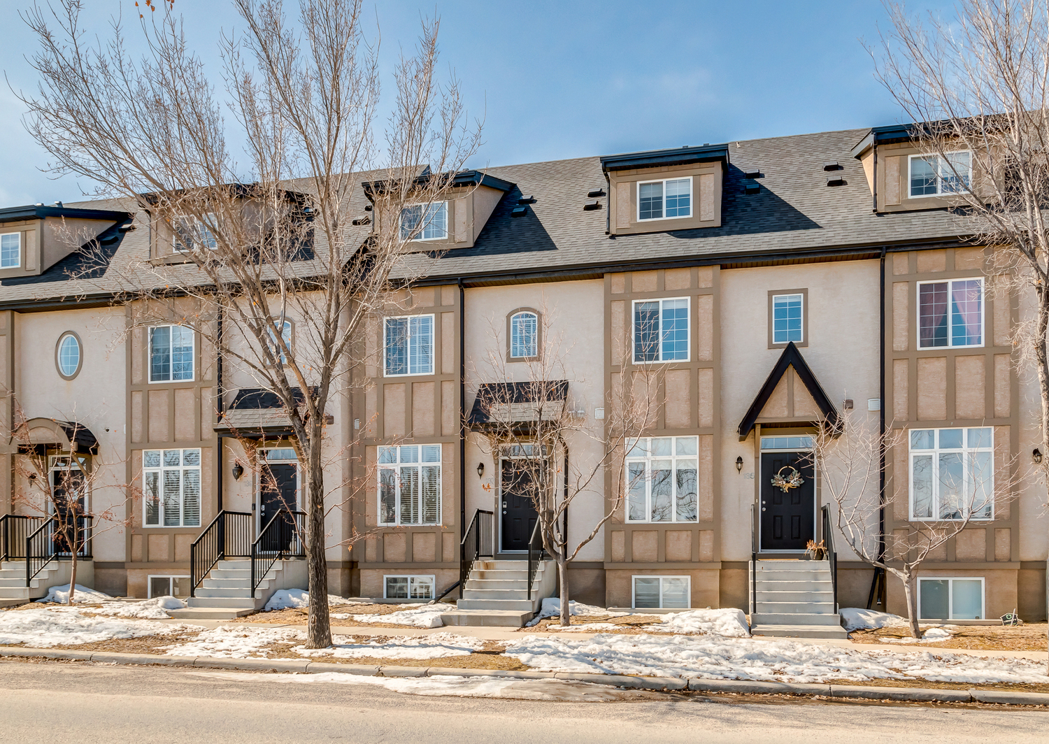 Home for Sale at 137 Mckenzie Towne Drive SE, Calgary, Alberta - Full Details