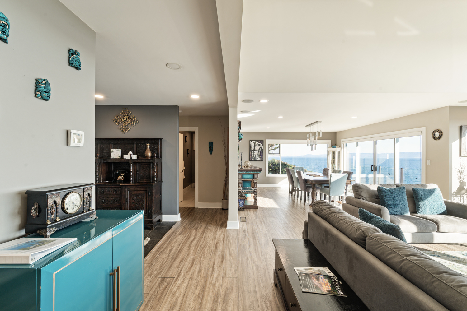 4325 Gordon Head Rd Saanich BC | Low-Bank Oceanfront Estate For Sale